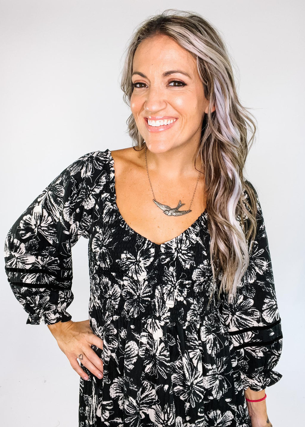 Kaila Black and White Floral Midi Dress – The Teal Eagle Boutique